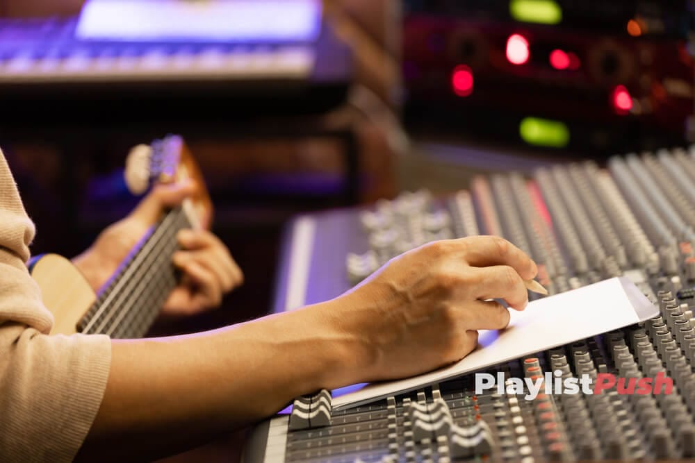 Comment écrire une chanson : conseils et méthodes d'écriture de grands ...